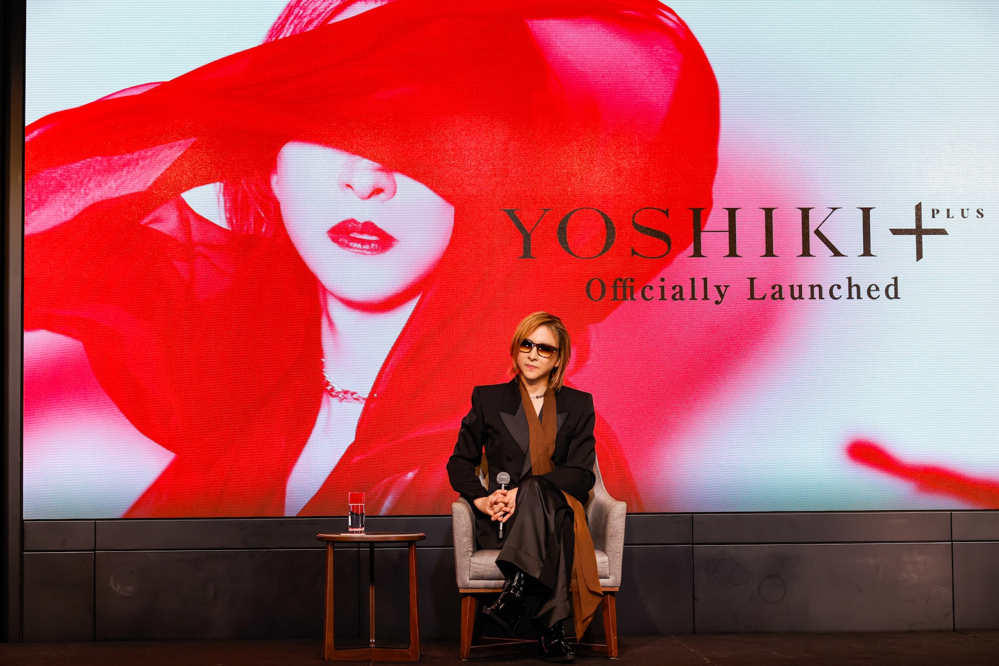 革新的ファンコミュニティ「YOSHIKI+」が遂にサービス開始 「AI YOSHIKI」プロジェクトも始動3度目となる首の緊急手術にも言及 ｜ YOSHIKI.net